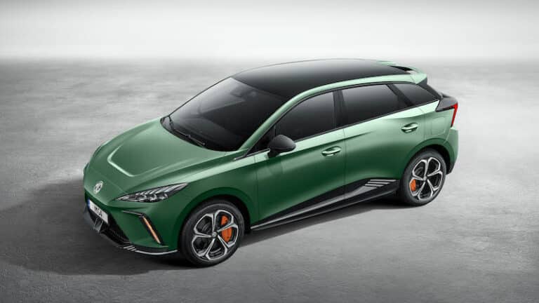 La MG4 XPOWER défie la Tesla Model 3 Performance avec 435 ch