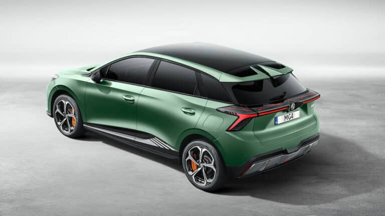 La MG4 XPOWER défie la Tesla Model 3 Performance avec 435 ch