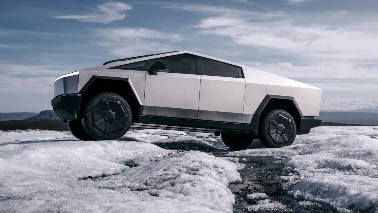 Tesla Cybertruck : le mirage en chute libre Tesla Cybertruck : le mirage en chute libre