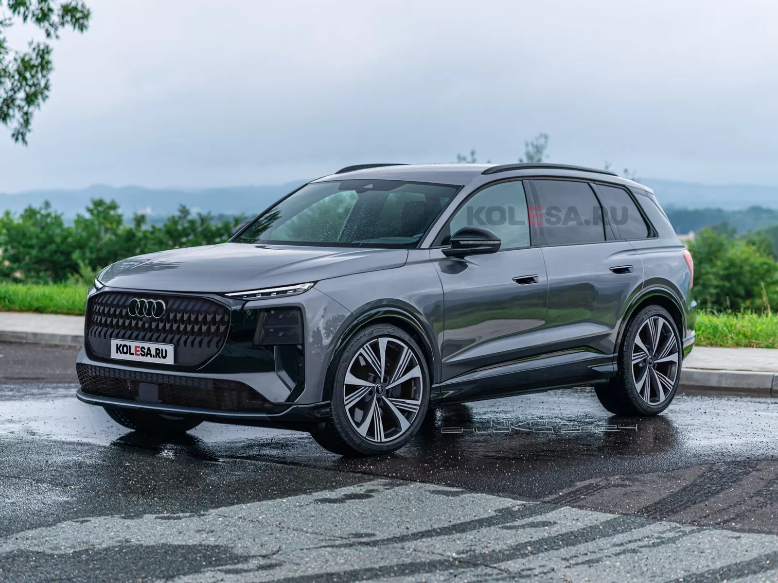 Audi Q9 : pourquoi le constructeur mise sur essence et hybride plutôt que 100 % électrique