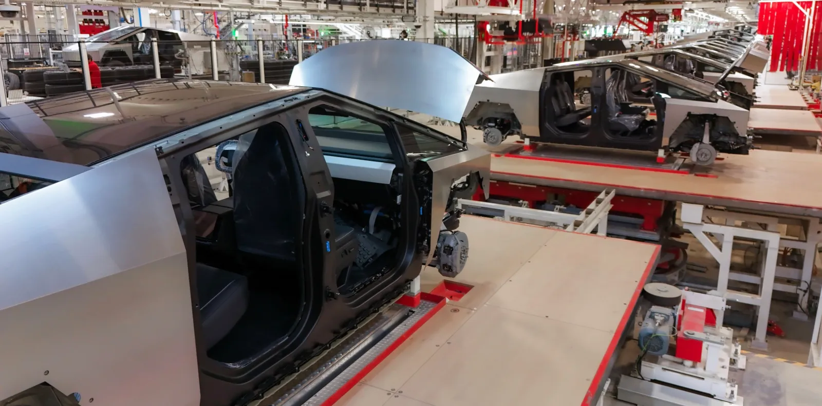 Tesla Cybertruck : les ventes s’essoufflent et la production est réduite