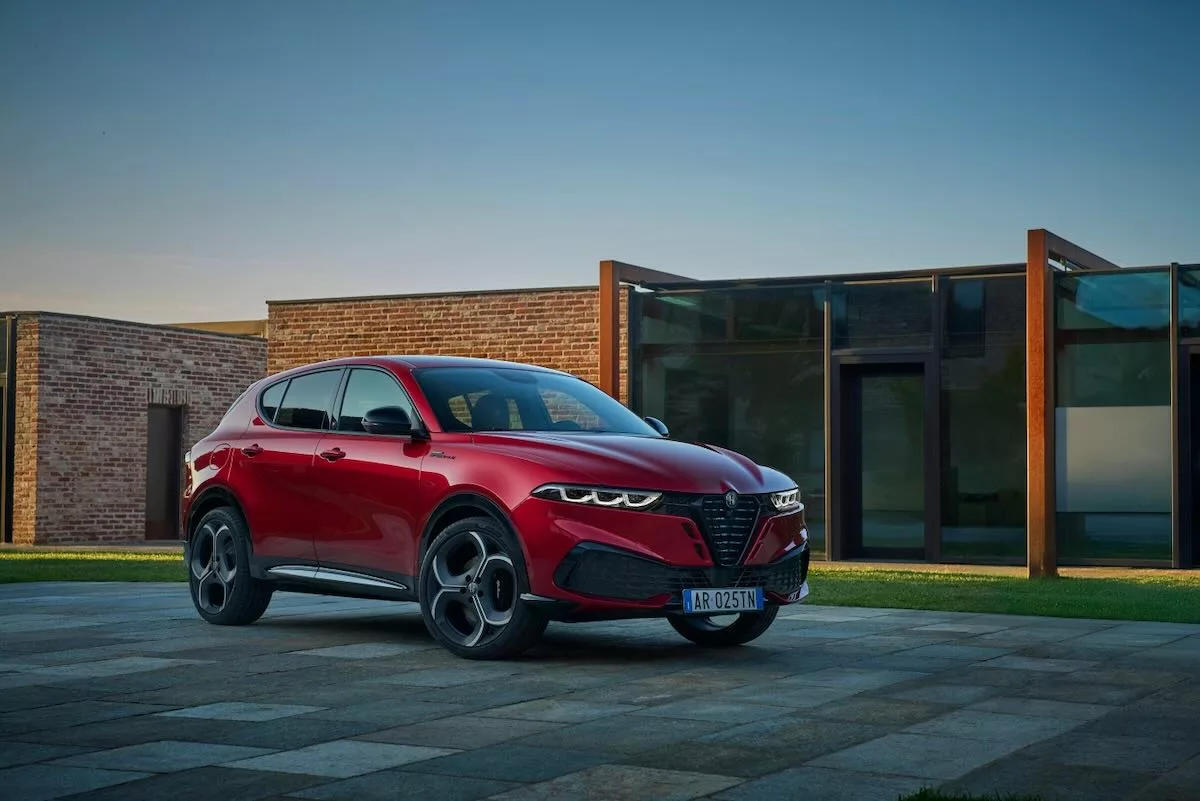 Alfa Romeo Tonale 2026 : les prix du SUV compact restylé